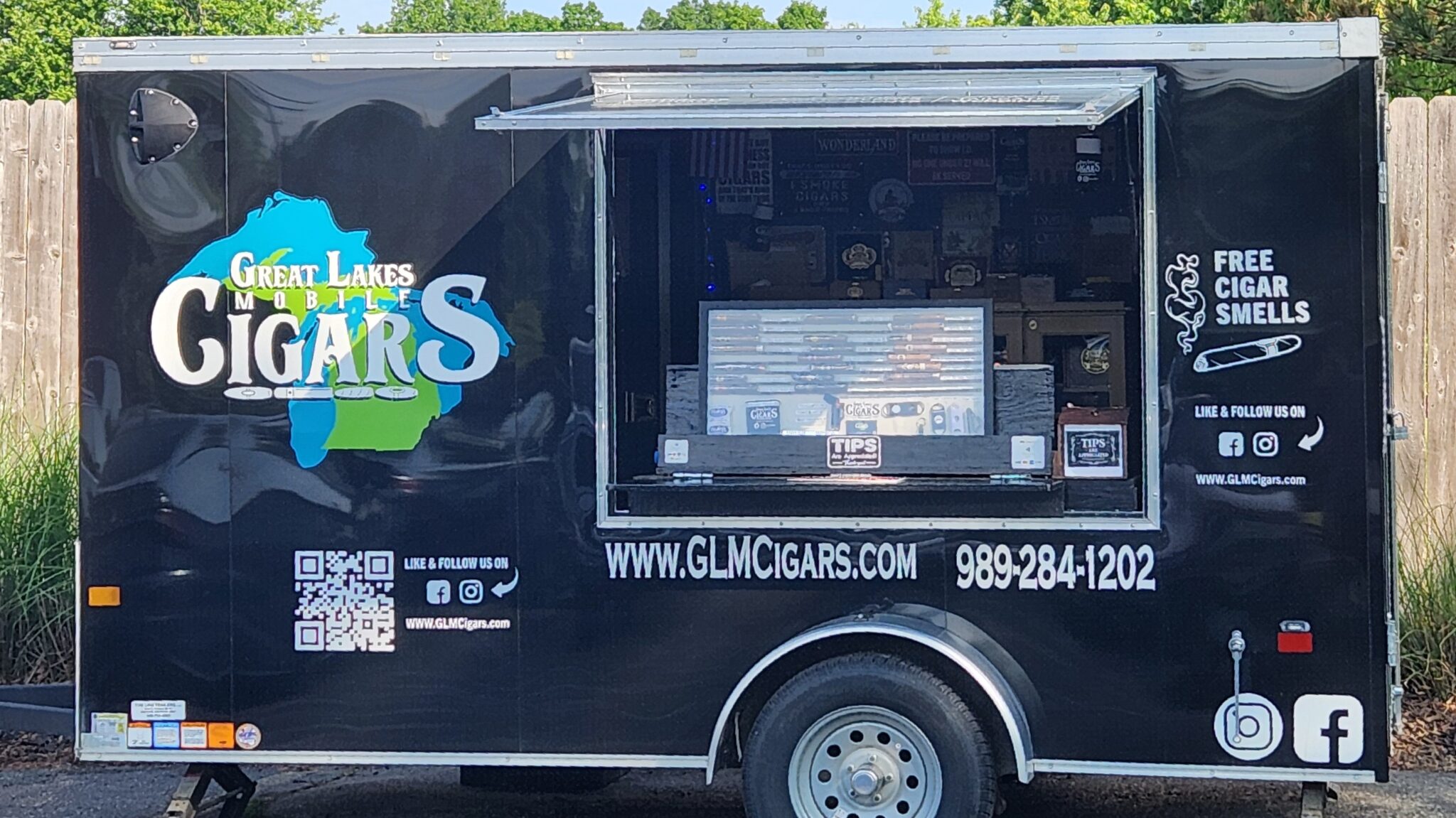 Great Lakes Mobile Cigars - First-Class Mobile Cigar Lounge